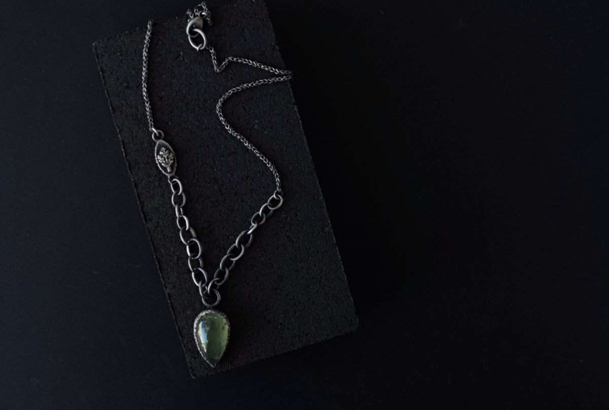 Prehnite Pendulum – Laurel and Lime